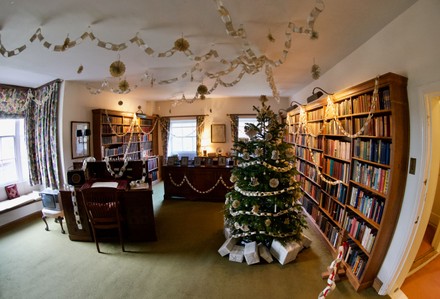 Rooms Decorated Christmas Greys Court Nestled Editorial Stock Photo ...