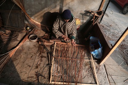 Kashmiri Shopkeeper Woman Displays Traditional Kangir Editorial Stock ...