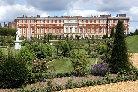 Privy Garden Hampton Court Palace England Editorial Stock Photo - Stock ...