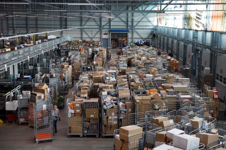 2,000 Sorting center Stock Pictures, Editorial Images and Stock Photos ...