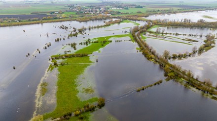 40,000 Heavy flooding Stock Pictures, Editorial Images and Stock Photos ...