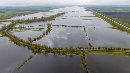 40,000 Heavy flooding Stock Pictures, Editorial Images and Stock Photos ...