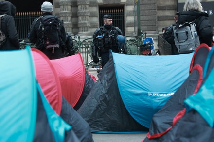 Police Officer Middle Tents Alongside Several Editorial Stock Photo ...
