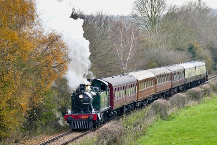 5526 Gwr 262t Polar Express Steam Editorial Stock Photo - Stock Image ...