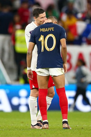 Robert Lewandowski Poland Talks Kylian Mbappe Editorial Stock Photo ...