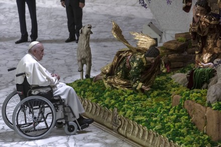 Pope Francis Prays Front Nativity Scene Editorial Stock Photo - Stock ...