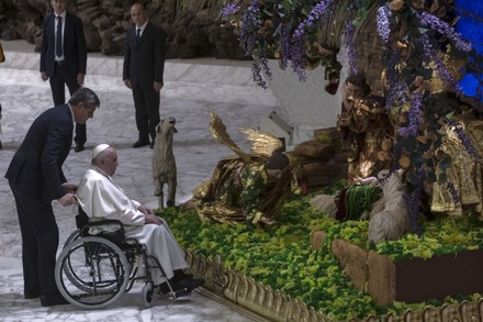 Pope Francis Prays Front Nativity Scene Editorial Stock Photo - Stock ...