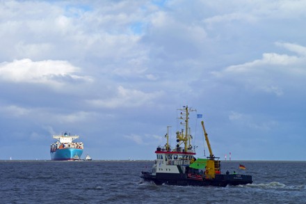 Bremerhaven Research Vessel Ramform Challenger Kaiserhafen Editorial ...