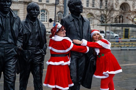 liverpool santa dash 2022 Stock Photos (Exclusive) | Shutterstock