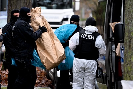 Police Officers Work During Raid Berlin Editorial Stock Photo - Stock ...