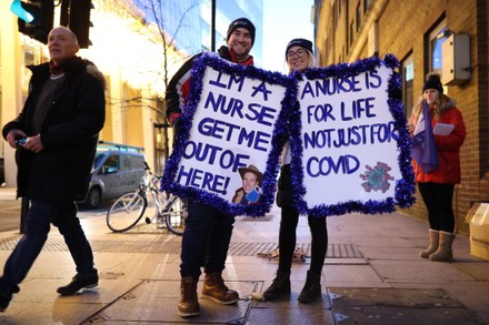 Nurses Picket Line Outside Guys Hospital Editorial Stock Photo - Stock ...