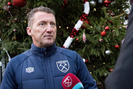 Billy Mckinlay First Team Coach West Editorial Stock Photo - Stock ...