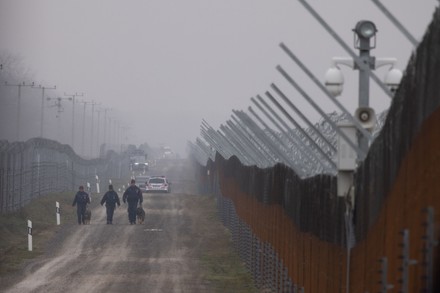 1,000 Border patrol officers Stock Pictures, Editorial Images and Stock ...