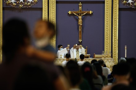Catholic Priest Leads Dawn Mass Misa Editorial Stock Photo - Stock ...
