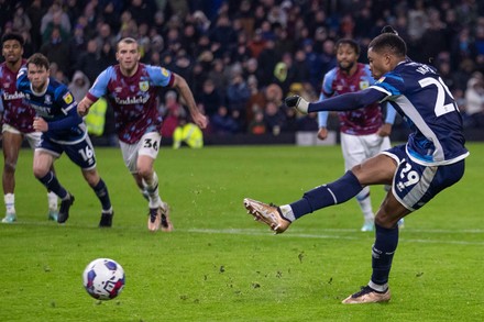 Burnley Fc Celebrate After Arijanet Muric Editorial Stock Photo - Stock ...