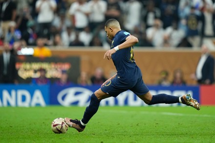 Kylian Mbappe Centreforward France Paris Saintgermain Editorial Stock ...