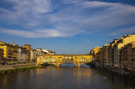 500 Arno bridge Stock Pictures, Editorial Images and Stock Photos ...