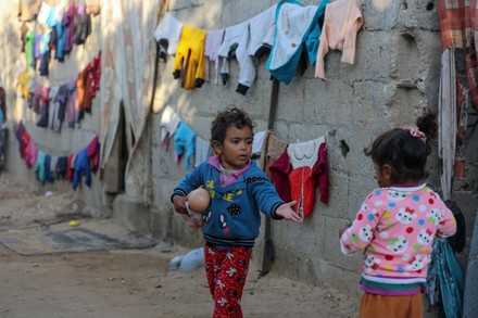 Palestinian Children Play Outside Their Homes Editorial Stock Photo ...