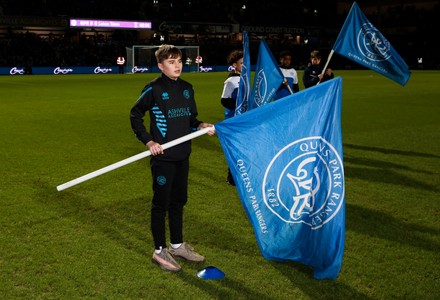 Mascots Flag Bearers First Time Fans Editorial Stock Photo - Stock ...