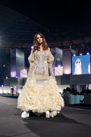 Brazilianamerican Model Alessandra Presents Creation During Editorial ...