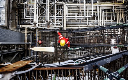 20220516 094708 Pernis Maintenance Work Hycon Editorial Stock Photo ...