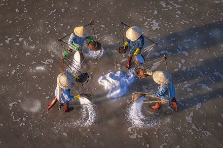 Colourful Process Salt Harvesting Captured Hon Editorial Stock Photo ...
