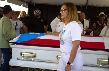 Wanda Torres Participates Funeral Her Exhusband Editorial Stock Photo ...