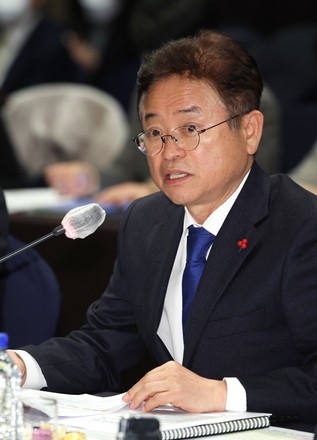 North Gyeongsang Governor Lee Cheolwoo Chief Editorial Stock Photo ...