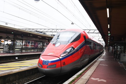 Frecciarossa Trenitalia Italian Highspeed Train Departing Editorial ...