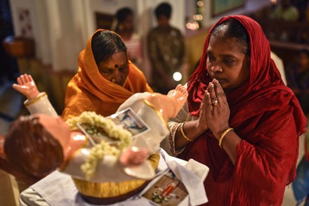 Christian Devotee Offers Prayer Statue Depicting Editorial Stock Photo ...