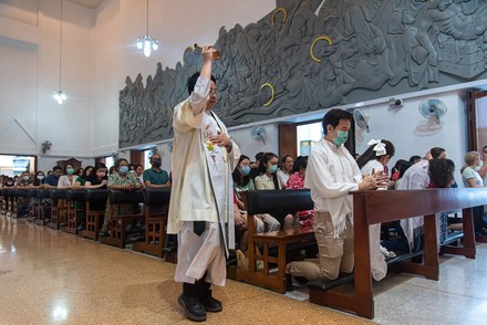 Catholic Priest Seen Sprinkling Holy Water Editorial Stock Photo ...