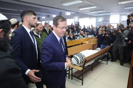People Attend Funeral Procession Israeli Rabbi Editorial Stock Photo ...