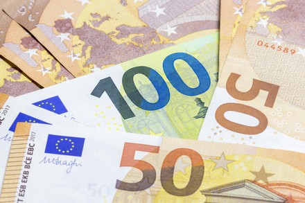 Banknotes Banknotes 50 Euro Notes 100 Editorial Stock Photo - Stock ...