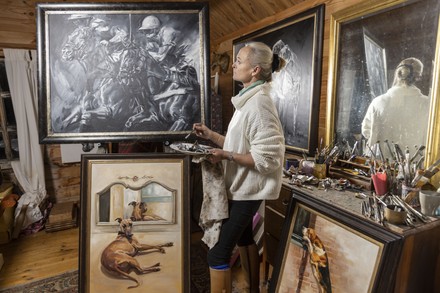 Artist Debbie Harris Working Her Garden Editorial Stock Photo - Stock ...