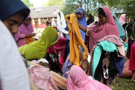 Rohingya Refugees Select Used Clothes Donated Editorial Stock Photo ...