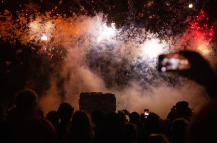 Scheveningen Bonfire On Noorderstrand Scheveningen Bonfires Editorial ...