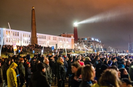 Scheveningen Bonfire On Noorderstrand Scheveningen Bonfires Editorial ...
