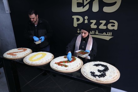 Palestinians Make Biggest Pizza Celebrate New Editorial Stock Photo ...