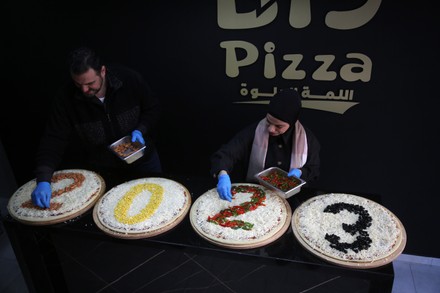 Palestinians Make Big Pizza Shows New Editorial Stock Photo - Stock ...