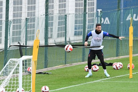 Lionel Messi During Psg Training Session Editorial Stock Photo - Stock ...