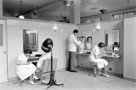 People Servicing Lester Gabas Lifelike Mannequin Editorial Stock Photo ...