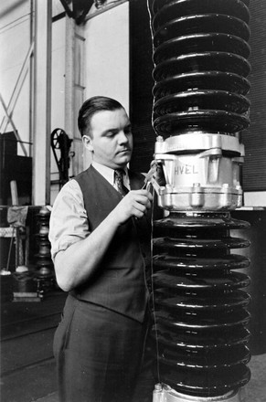 Men Working General Electric Company Light Editorial Stock Photo ...