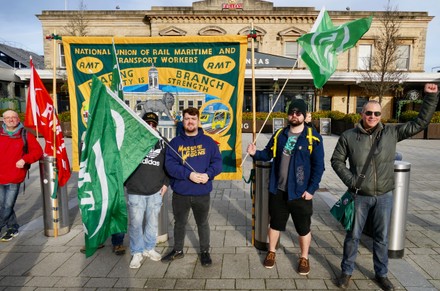 Official Rmt Picket Line Picketers Outside Editorial Stock Photo ...