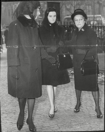 Labour Politican Dora Gaitskell Her Daughters Editorial Stock Photo ...