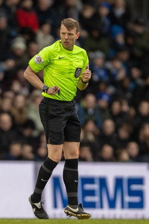Adam Nunn Assistant Referee Samuel Barrott Editorial Stock Photo ...