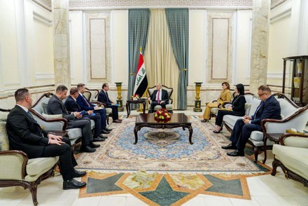 Iraqi President Abdul Latif Rashid Meets Editorial Stock Photo - Stock ...