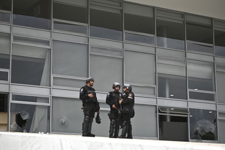 Riot Police Officers Planalto Presidential Palace Editorial Stock Photo ...