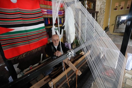 500 Hand loom Stock Pictures, Editorial Images and Stock Photos ...