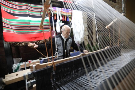 500 Hand loom Stock Pictures, Editorial Images and Stock Photos ...