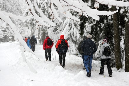 Tourists Walking City Streets During Snowfall Editorial Stock Photo ...